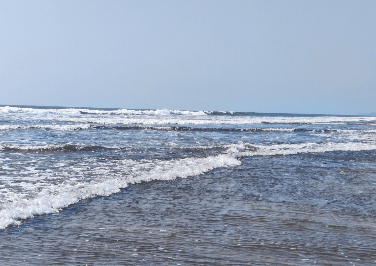 KARDE BEACH TRAVEL GUIDE - HINDFIRI